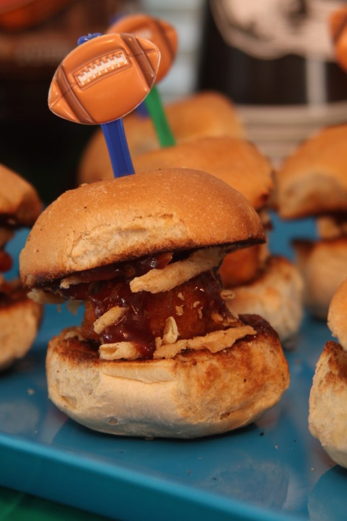 BBQ Chicken Sliders with Tyson Any'Tizers Boneless Chicken Wingz | All ...